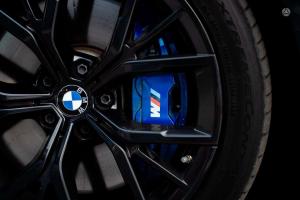 Black BMW M550 2021 in Siauliai, with an engine capacity of 4.40 L and mileage of 172 thousand km for 40000 €, photo 35 on AUTOMOTO.COM.LV