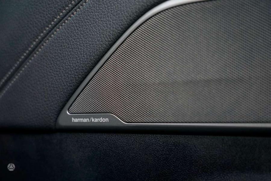 Black BMW M550 2021 in Siauliai, with an engine capacity of 4.40 L and mileage of 172 thousand km for 40000 €, photo 43 on AUTOMOTO.COM.LV