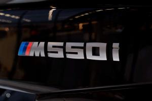 Black BMW M550 2021 in Siauliai, with an engine capacity of 4.40 L and mileage of 172 thousand km for 40000 €, photo 47 on AUTOMOTO.COM.LV