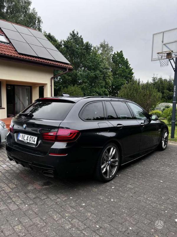 Черный БМВ M550 2014 в Клайпеда, объемом двигателя 2.99 л и пробегом 177 тыс. км за 15890 €, фото 5 на AUTOMOTO.COM.LV