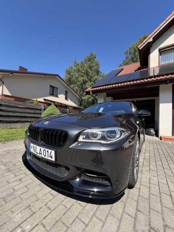 Черный БМВ M550 2014 в Клайпеда, объемом двигателя 2.99 л и пробегом 177 тыс. км за 15890 €, фото 8 на AUTOMOTO.COM.LV