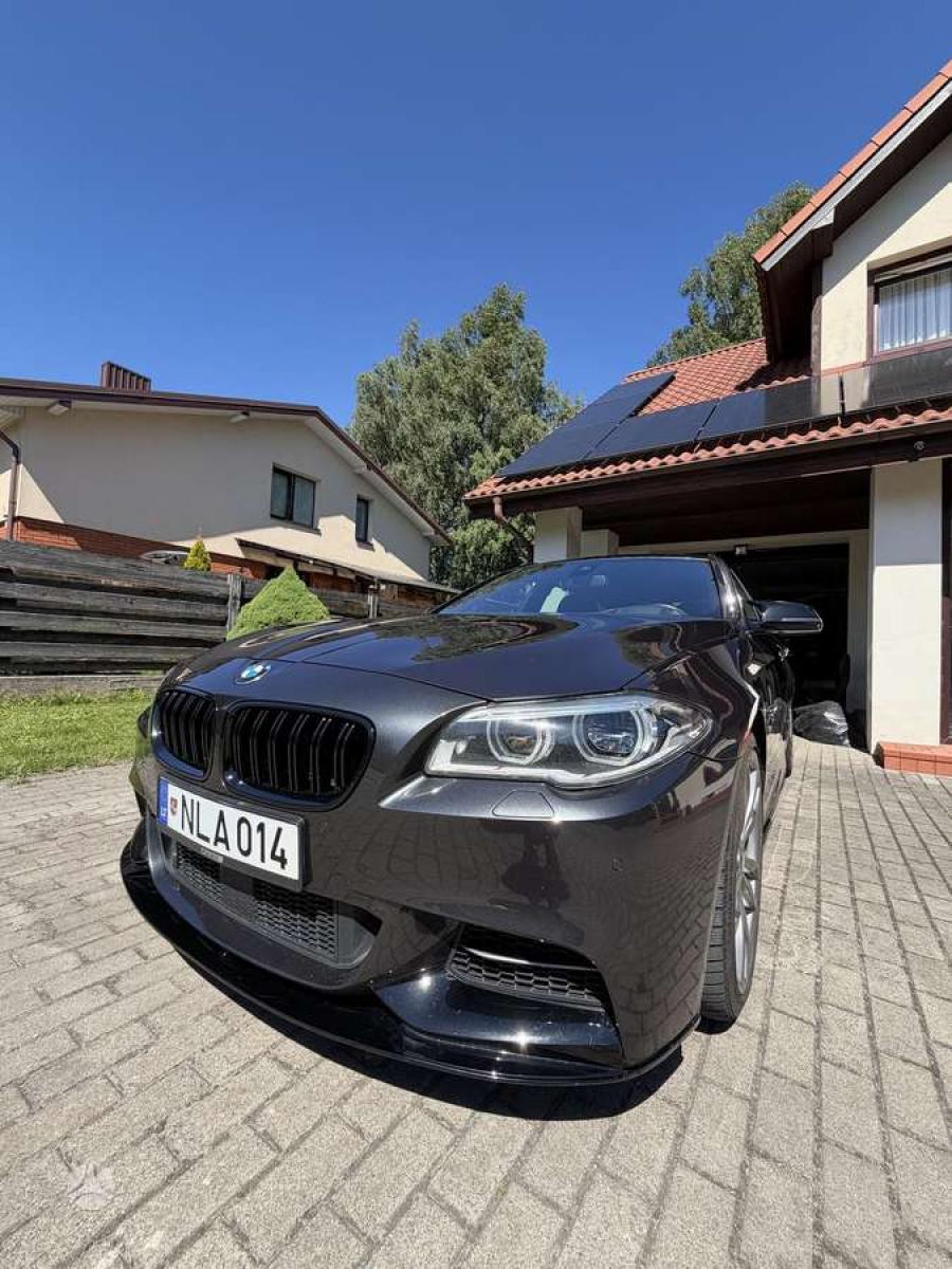 Melns BMW M550 2014 Klaipėda, ar dzinēja tilpumu 2.99 L un nobraukumu 177 tūkst. km par 15890 €, foto 9 vietnē AUTOMOTO.COM.LV