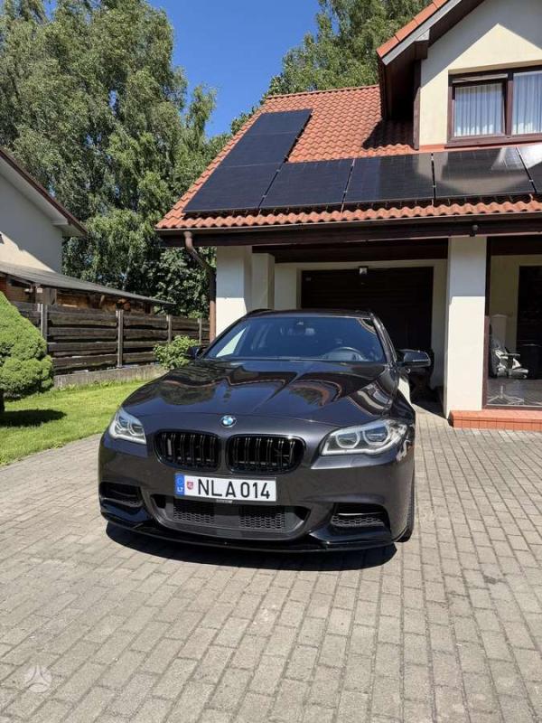 Black BMW M550 2014 in Klaipeda, with an engine capacity of 2.99 L and mileage of 177 thousand km for 15890 €, photo 9 on AUTOMOTO.COM.LV