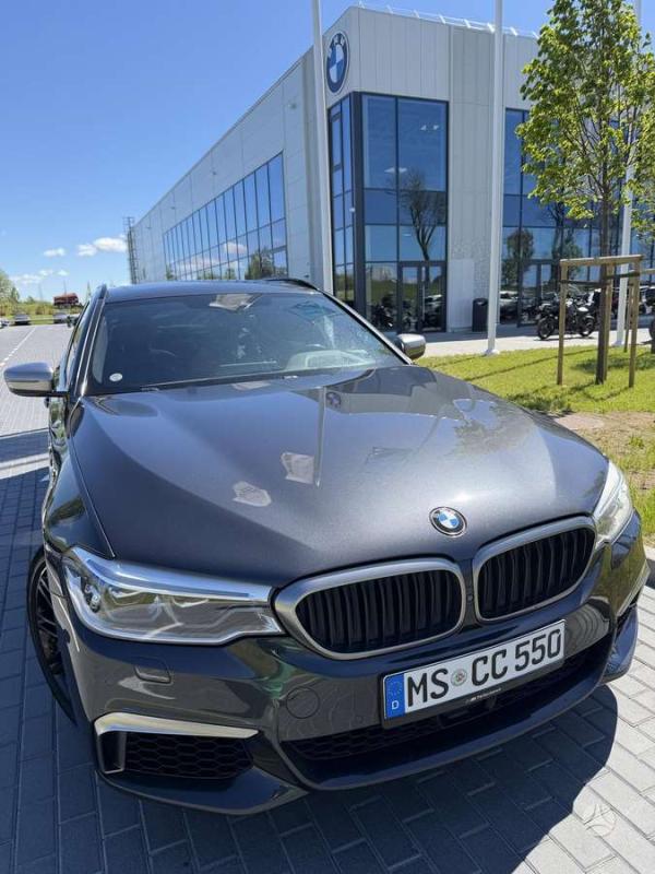 Черный БМВ M550 2018 в Клайпеда, объемом двигателя 2.99 л и пробегом 167 тыс. км за 23300 €, фото 3 на AUTOMOTO.COM.LV