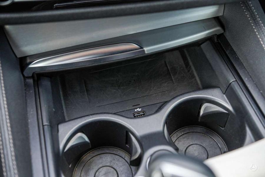 Melns BMW M550 2018 Marijampole, ar dzinēja tilpumu 2.99 L un nobraukumu 271 tūkst. km par 20950 €, foto 21 vietnē AUTOMOTO.COM.LV