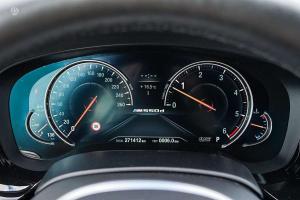 Melns BMW M550 2018 Marijampole, ar dzinēja tilpumu 2.99 L un nobraukumu 271 tūkst. km par 20950 €, foto 24 vietnē AUTOMOTO.COM.LV