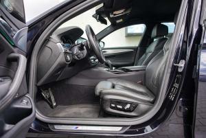 Melns BMW M550 2018 Marijampole, ar dzinēja tilpumu 2.99 L un nobraukumu 271 tūkst. km par 20950 €, foto 28 vietnē AUTOMOTO.COM.LV