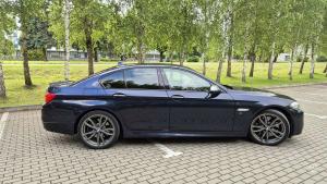 Zils BMW M550 2014 Panevēža, ar dzinēja tilpumu 2.99 L un nobraukumu 286 tūkst. km par 15000 €, foto 5 vietnē AUTOMOTO.COM.LV