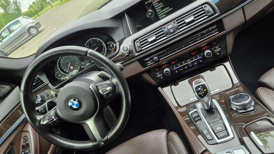 Zils BMW M550 2014 Panevēža, ar dzinēja tilpumu 2.99 L un nobraukumu 286 tūkst. km par 15000 €, foto 12 vietnē AUTOMOTO.COM.LV