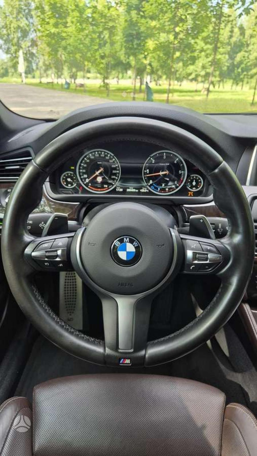 Zils BMW M550 2014 Panevēža, ar dzinēja tilpumu 2.99 L un nobraukumu 286 tūkst. km par 15000 €, foto 14 vietnē AUTOMOTO.COM.LV