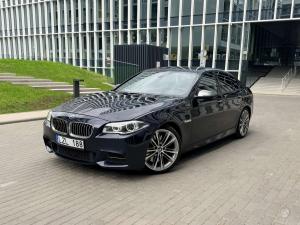 Синий БМВ M550 2014 в Вильнюс, объемом двигателя 2.99 л и пробегом 380 тыс. км за 11100 €, фото 3 на AUTOMOTO.COM.LV