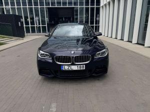Синий БМВ M550 2014 в Вильнюс, объемом двигателя 2.99 л и пробегом 380 тыс. км за 11100 €, фото 5 на AUTOMOTO.COM.LV