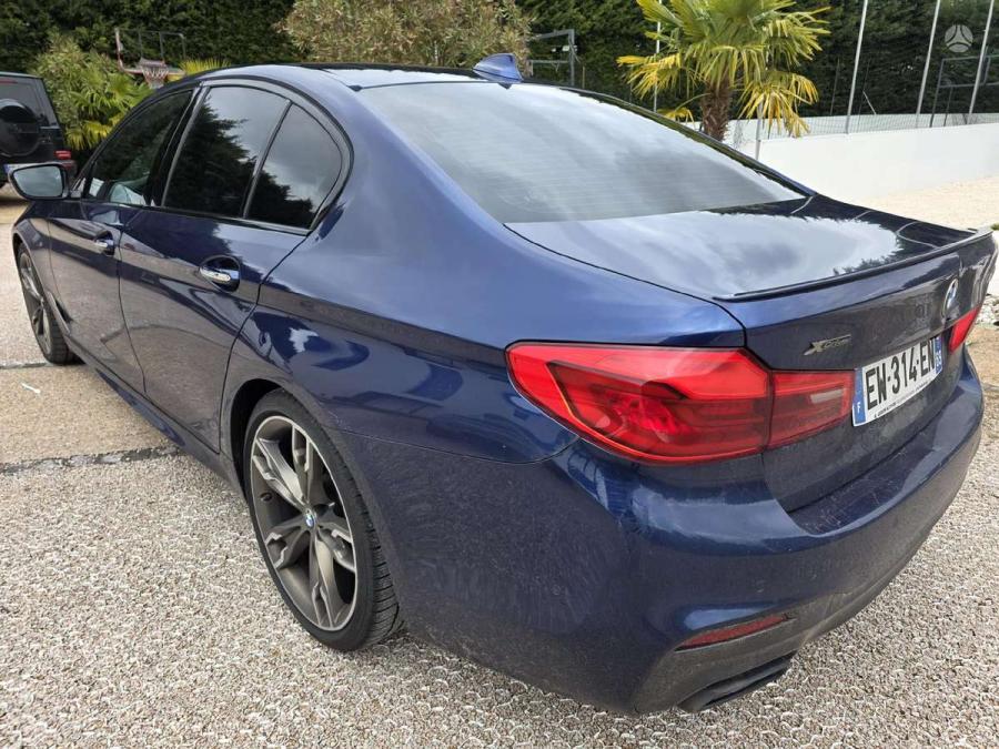 Zils BMW M550 2018 Tauragė, ar dzinēja tilpumu 3.00 L un nobraukumu 175 tūkst. km par 26000 €, foto 5 vietnē AUTOMOTO.COM.LV