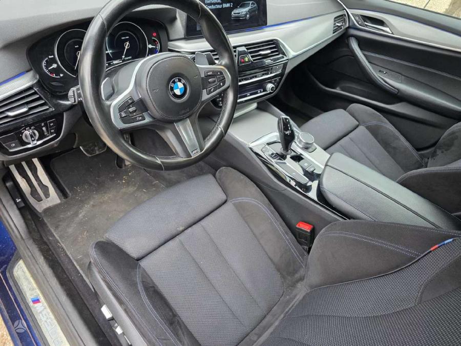 Zils BMW M550 2018 Tauragė, ar dzinēja tilpumu 3.00 L un nobraukumu 175 tūkst. km par 26000 €, foto 6 vietnē AUTOMOTO.COM.LV