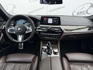 Blue BMW M550 2018 in Klaipeda, with an engine capacity of 4.40 L and mileage of 55 thousand km for 34500 €, photo 5 on AUTOMOTO.COM.LV
