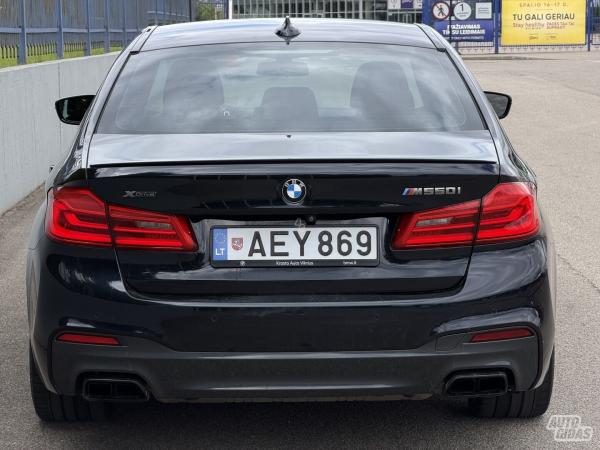Blue BMW M550 2018 in Vilnius, with an engine capacity of 4.40 L and mileage of 226 thousand km for 27000 €, photo 3 on AUTOMOTO.COM.LV