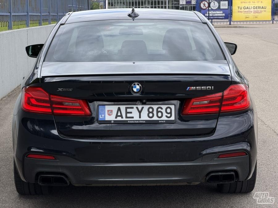 Zils BMW M550 2018 Viļņa, ar dzinēja tilpumu 4.40 L un nobraukumu 226 tūkst. km par 27000 €, foto 4 vietnē AUTOMOTO.COM.LV