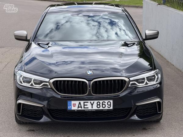 Blue BMW M550 2018 in Vilnius, with an engine capacity of 4.40 L and mileage of 226 thousand km for 27000 €, photo 8 on AUTOMOTO.COM.LV