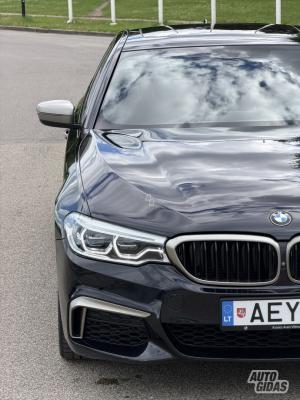 Zils BMW M550 2018 Viļņa, ar dzinēja tilpumu 4.40 L un nobraukumu 226 tūkst. km par 27000 €, foto 10 vietnē AUTOMOTO.COM.LV