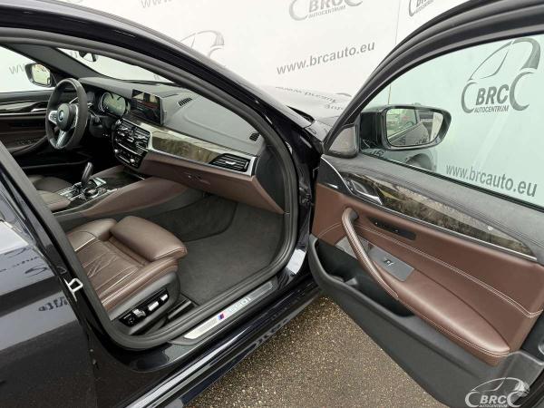 Синий БМВ M550 2018 в Клайпеда, объемом двигателя 4.40 л и пробегом 55 тыс. км за 30900 €, фото 9 на AUTOMOTO.COM.LV