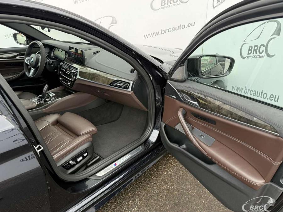 Синий БМВ M550 2018 в Клайпеда, объемом двигателя 4.40 л и пробегом 55 тыс. км за 30900 €, фото 10 на AUTOMOTO.COM.LV