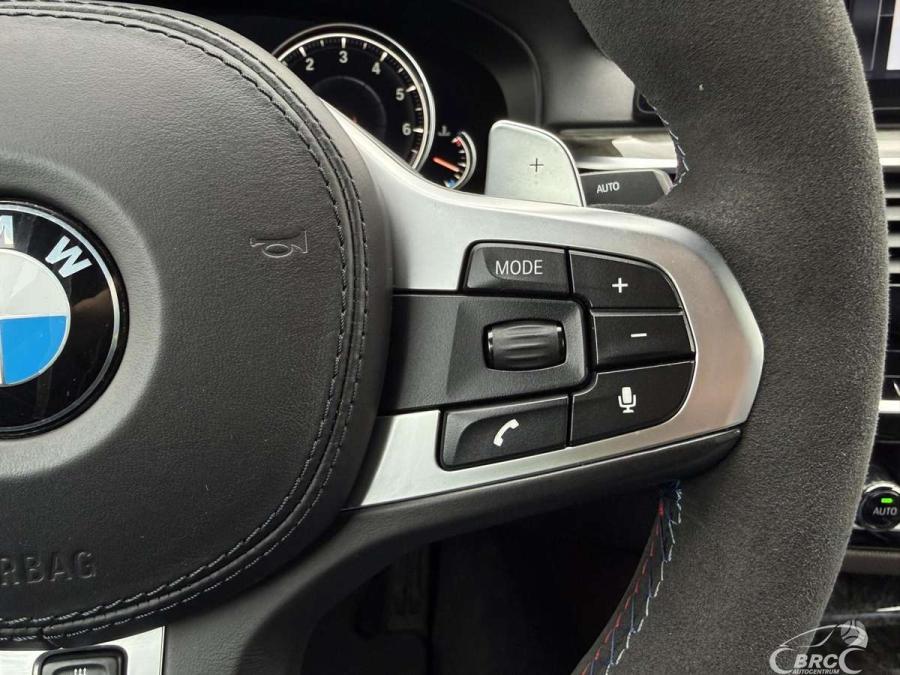 Синий БМВ M550 2018 в Клайпеда, объемом двигателя 4.40 л и пробегом 55 тыс. км за 30900 €, фото 23 на AUTOMOTO.COM.LV