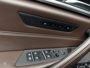 Синий БМВ M550 2018 в Клайпеда, объемом двигателя 4.40 л и пробегом 55 тыс. км за 30900 €, фото 24 на AUTOMOTO.COM.LV