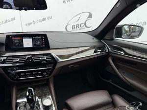 Синий БМВ M550 2018 в Клайпеда, объемом двигателя 4.40 л и пробегом 55 тыс. км за 30900 €, фото 32 на AUTOMOTO.COM.LV