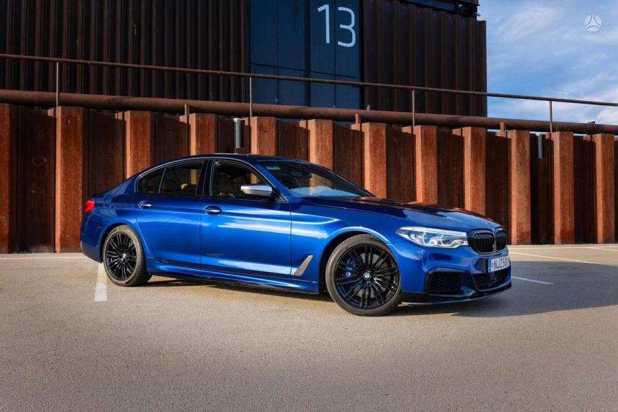 Синий БМВ M550 2018 в Каунас, объемом двигателя 0.00 л и пробегом 105 тыс. км за 27000 €, фото 5 на AUTOMOTO.COM.LV