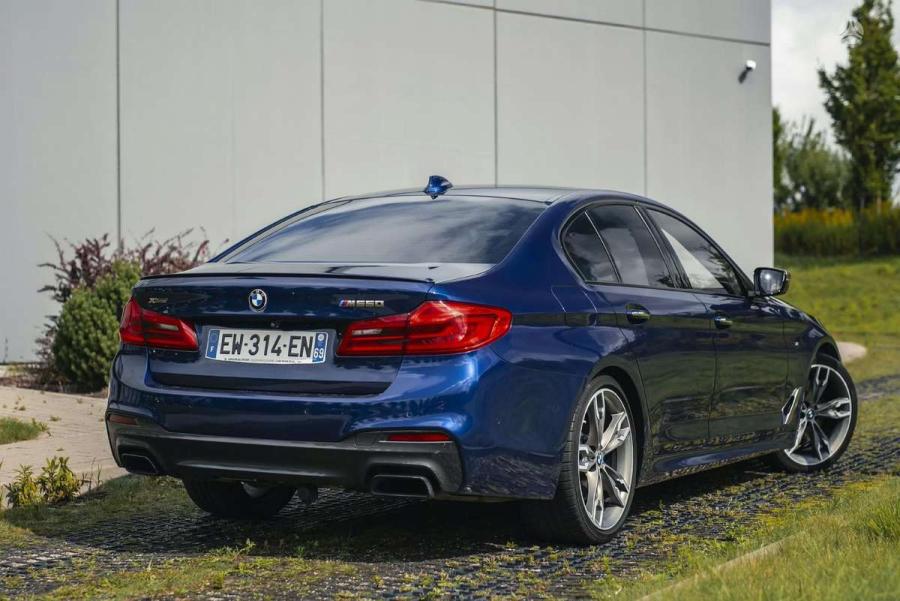 Синий БМВ M550 2018 в Таураге, объемом двигателя 2.99 л и пробегом 178 тыс. км за 25900 €, фото 6 на AUTOMOTO.COM.LV