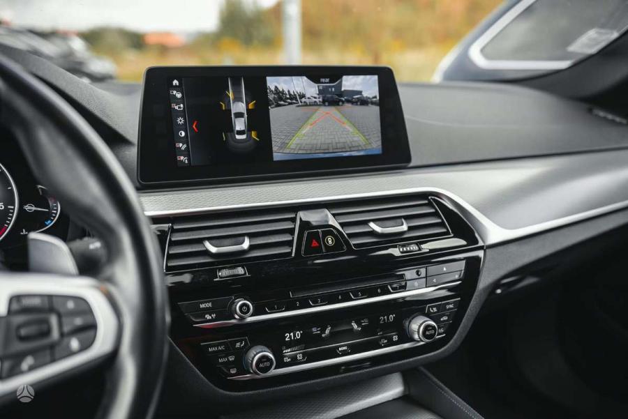 Синий БМВ M550 2018 в Таураге, объемом двигателя 2.99 л и пробегом 178 тыс. км за 25900 €, фото 20 на AUTOMOTO.COM.LV