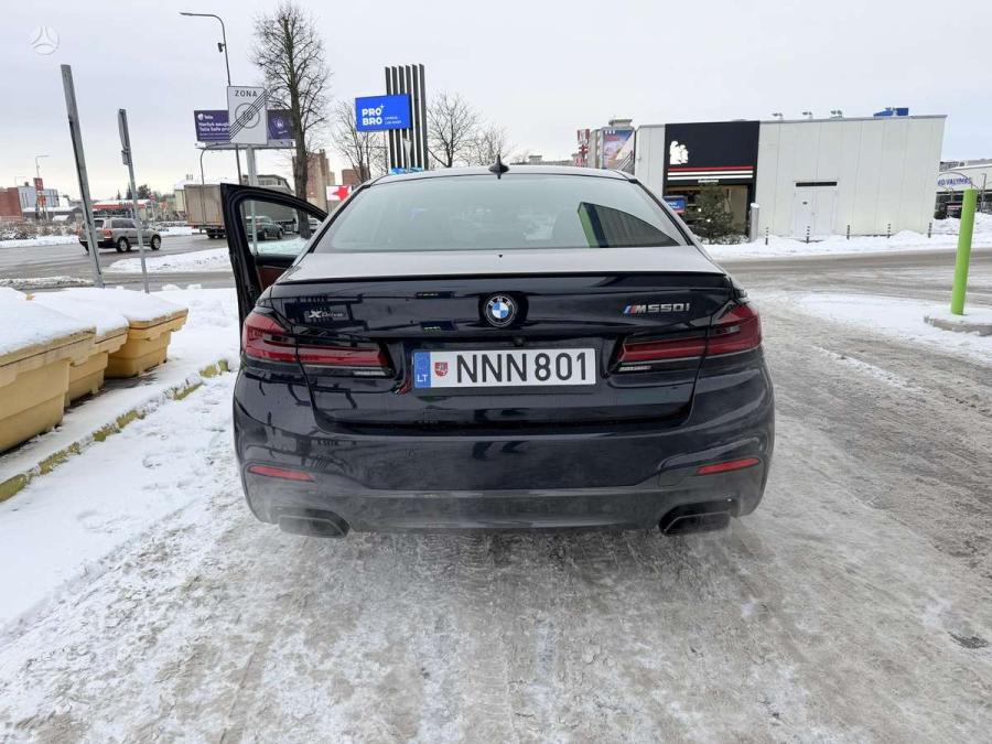 Zils BMW M550 2020 Kauņa, ar dzinēja tilpumu 0.00 L un nobraukumu 107 tūkst. km par 36500 €, foto 4 vietnē AUTOMOTO.COM.LV