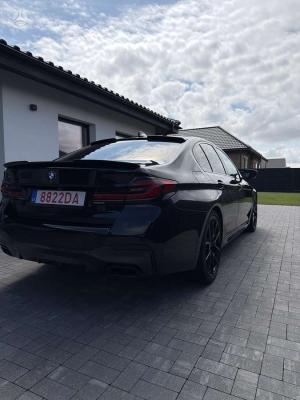 Blue BMW M550 2021 in Klaipeda, with an engine capacity of 4.40 L and mileage of 106 thousand km for 38000 €, photo 7 on AUTOMOTO.COM.LV