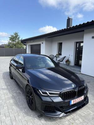 Blue BMW M550 2021 in Klaipeda, with an engine capacity of 4.40 L and mileage of 106 thousand km for 38000 €, photo 8 on AUTOMOTO.COM.LV