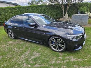 Серый БМВ M550 2017 в Каунас, объемом двигателя 4.40 л и пробегом 127 тыс. км за 28600 €, фото 4 на AUTOMOTO.COM.LV