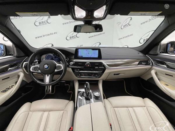 Pelēks BMW M550 2018 Viļņa, ar dzinēja tilpumu 4.40 L un nobraukumu 63 tūkst. km par 32900 €, foto 4 vietnē AUTOMOTO.COM.LV