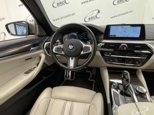 Pelēks BMW M550 2018 Viļņa, ar dzinēja tilpumu 4.40 L un nobraukumu 63 tūkst. km par 29900 €, foto 16 vietnē AUTOMOTO.COM.LV