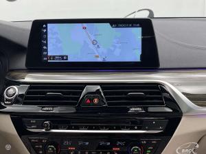 Pelēks BMW M550 2018 Viļņa, ar dzinēja tilpumu 4.40 L un nobraukumu 63 tūkst. km par 29900 €, foto 18 vietnē AUTOMOTO.COM.LV