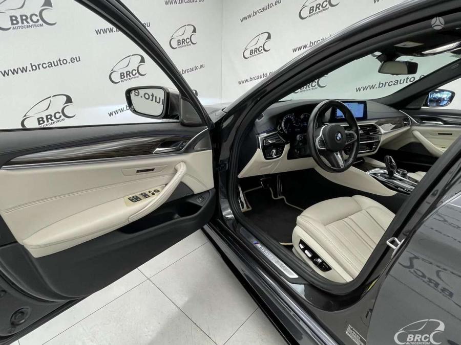 Pelēks BMW M550 2018 Viļņa, ar dzinēja tilpumu 4.40 L un nobraukumu 63 tūkst. km par 29900 €, foto 21 vietnē AUTOMOTO.COM.LV