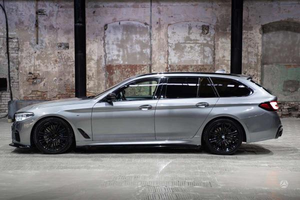 Pelēks BMW M550 2018 Kauņa, ar dzinēja tilpumu 3.00 L un nobraukumu 136 tūkst. km par 29000 €, foto 8 vietnē AUTOMOTO.COM.LV