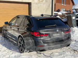 Grey BMW M550 2019 in Siauliai, with an engine capacity of 2.99 L and mileage of 115 thousand km for 29900 €, photo 5 on AUTOMOTO.COM.LV