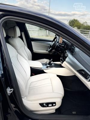 BMW M550 2018 in Klaipeda, with an engine capacity of 4.40 L and mileage of 101 thousand km for 33500 €, photo 13 on AUTOMOTO.COM.LV