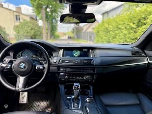 White BMW M550 2015 in Vilnius, with an engine capacity of 3.00 L and mileage of 274 thousand km for 15300 €, photo 4 on AUTOMOTO.COM.LV