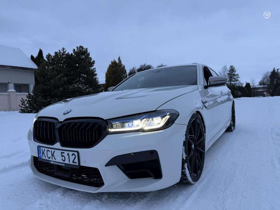 Balts BMW M550 2018 Kauņa, ar dzinēja tilpumu 4.40 L un nobraukumu 155 tūkst. km par 36000 €, foto 4 vietnē AUTOMOTO.COM.LV
