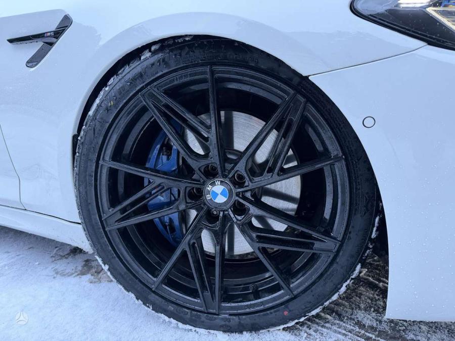 Balts BMW M550 2018 Kauņa, ar dzinēja tilpumu 4.40 L un nobraukumu 155 tūkst. km par 36000 €, foto 30 vietnē AUTOMOTO.COM.LV