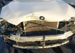 White BMW M550 2018 in Panevezys, with an engine capacity of 4.40 L and mileage of 167 thousand km for 14600 €, photo 8 on AUTOMOTO.COM.LV