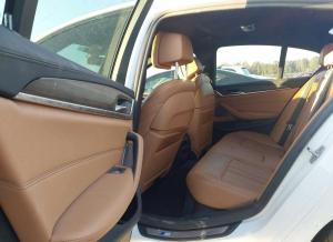 White BMW M550 2018 in Panevezys, with an engine capacity of 4.40 L and mileage of 167 thousand km for 14600 €, photo 10 on AUTOMOTO.COM.LV