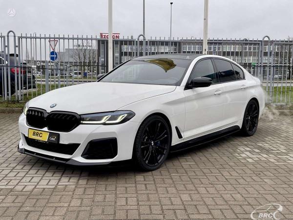 White BMW M550 2019 in Klaipeda, with an engine capacity of 4.40 L and mileage of 108 thousand km for 29900 €, photo 1 on AUTOMOTO.COM.LV