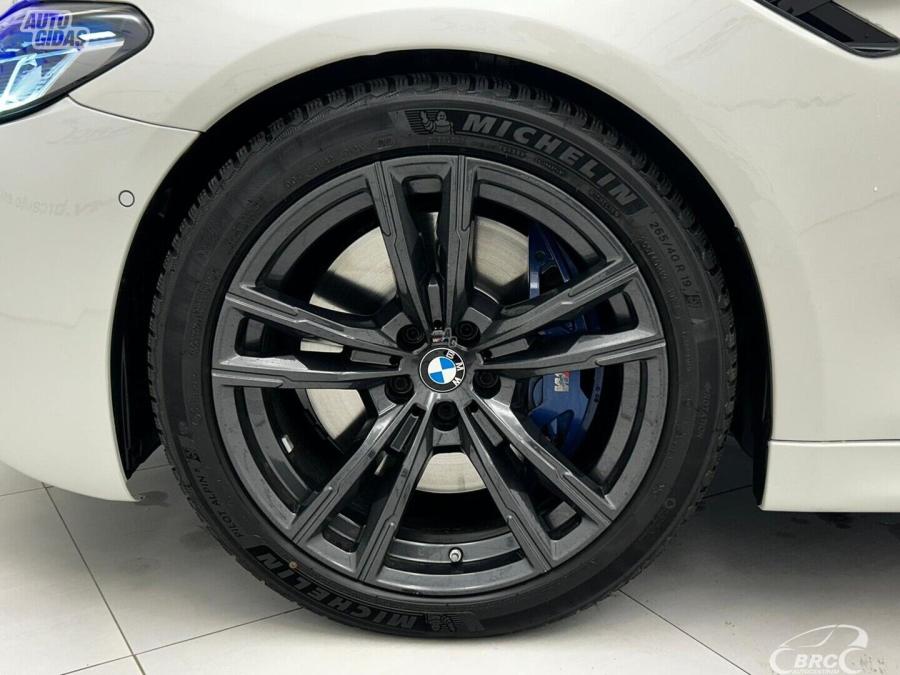 Balts BMW M550 2019 Avižieniai, ar dzinēja tilpumu 4.40 L un nobraukumu 103 tūkst. km par 27000 €, foto 31 vietnē AUTOMOTO.COM.LV