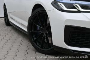 Balts BMW M550 2021 Kretinga, ar dzinēja tilpumu 4.40 L un nobraukumu 84 tūkst. km par 42999 €, foto 7 vietnē AUTOMOTO.COM.LV